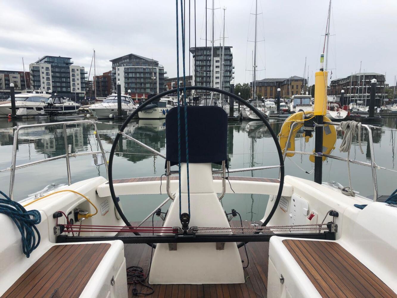 Fleet Of Ribs, Yachts & Motorboats | Solent Boat Training