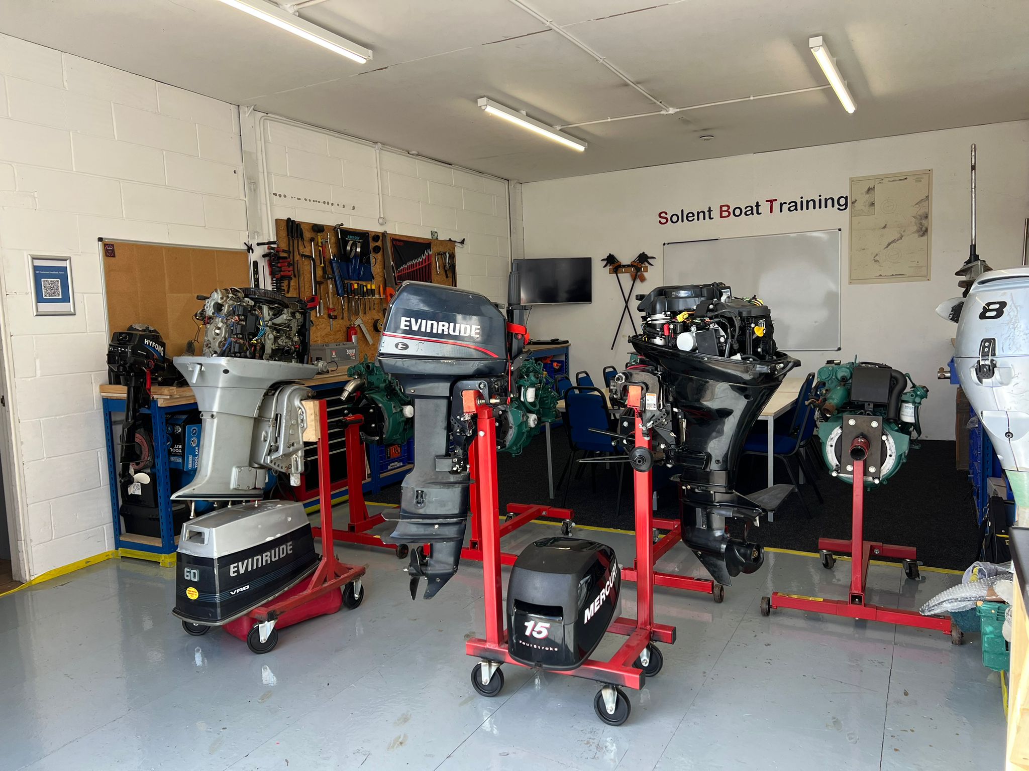 Fleet Of Ribs, Yachts & Motorboats | Solent Boat Training